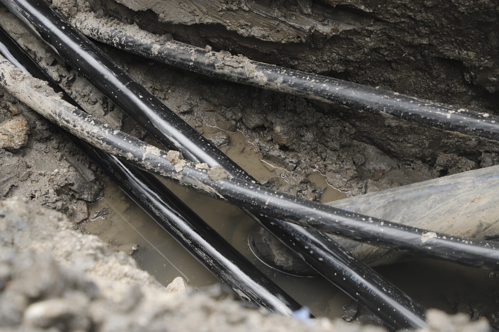 Underground Cable Project in Kathmandu: Progress Mixed with Public Frustration - NepalverifiedNews